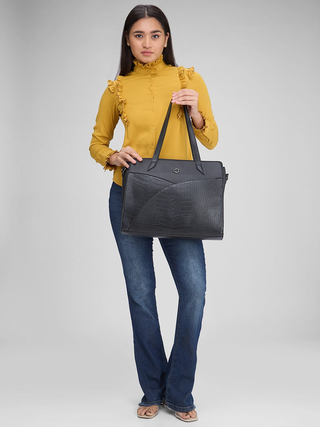 Caprese, Buy handbags online in India – Caprese Bags